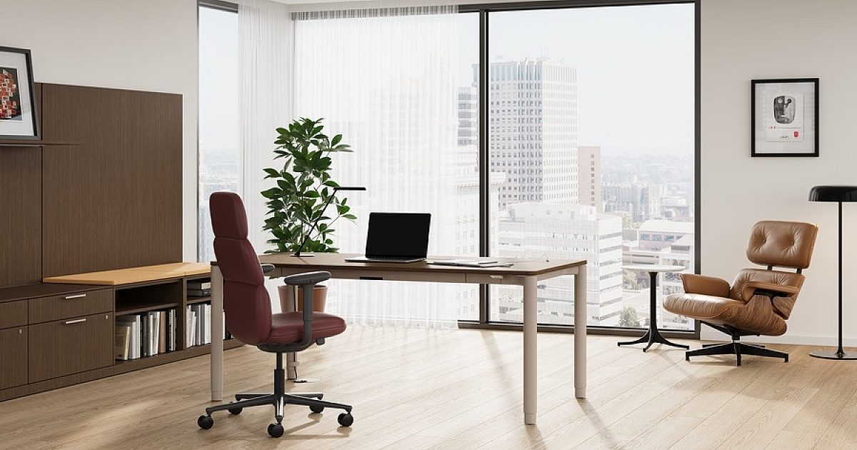 Spout Sit-to-Stand Table | Goodmans